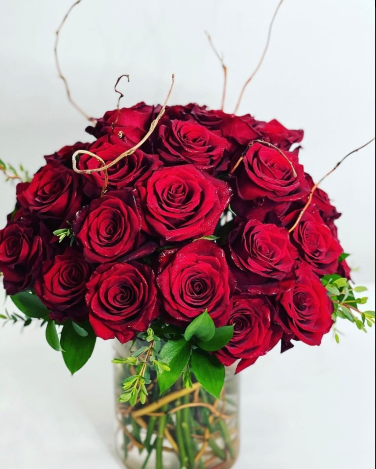 Fani Flowers – Creative Designs for all your floral needs